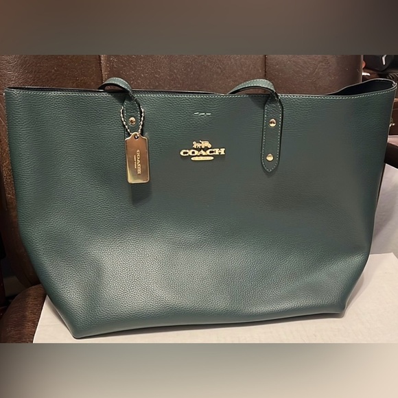Coach | Bags | Coach Green Crossgrain Leather Tote | Poshmark